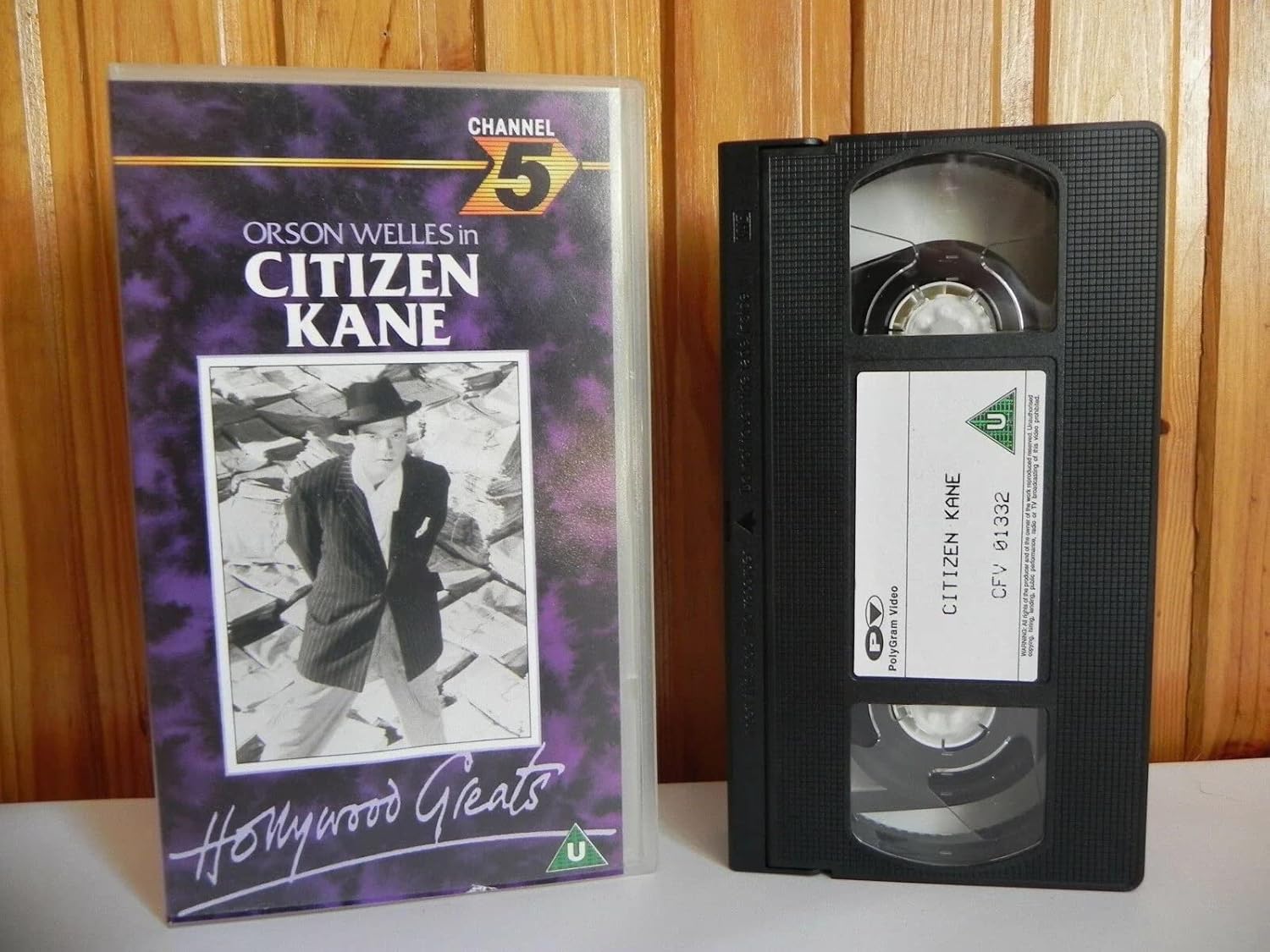 Amazon.com: Citizen Kane [VHS] : Orson Welles, Joseph Cotten, Dorothy ...