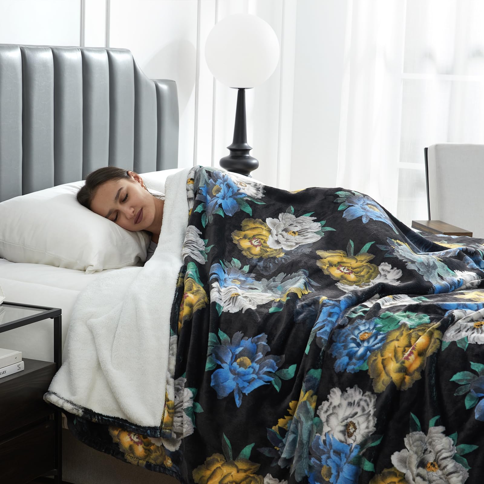 Amazon.com: Cozy Bliss Midnight Bloom Bed Blanket Queen Size Bed Luxury ...