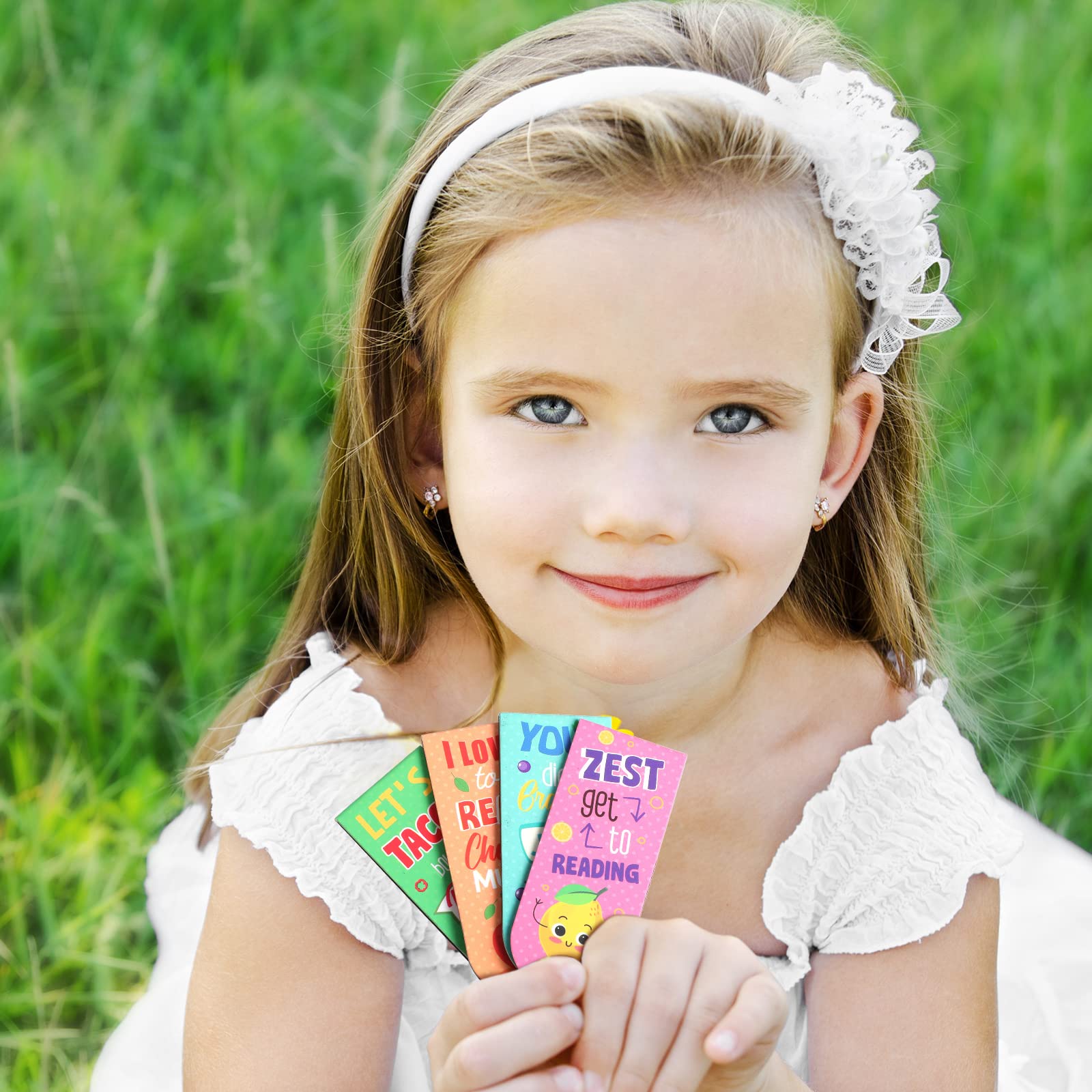 Snapklik.com : Fainne 30 Pieces Assorted Scented Magnetic Bookmarks ...