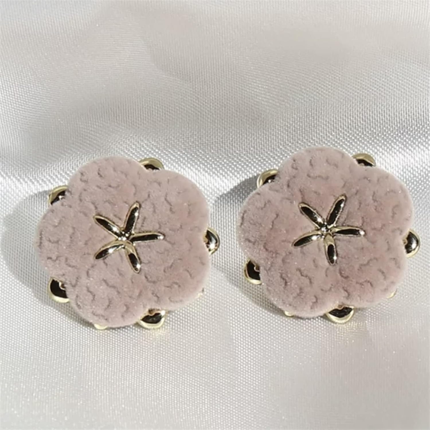 Amazon.com: 10pcs 18/23mm Metal Flocking Designs Clothes Decorative ...