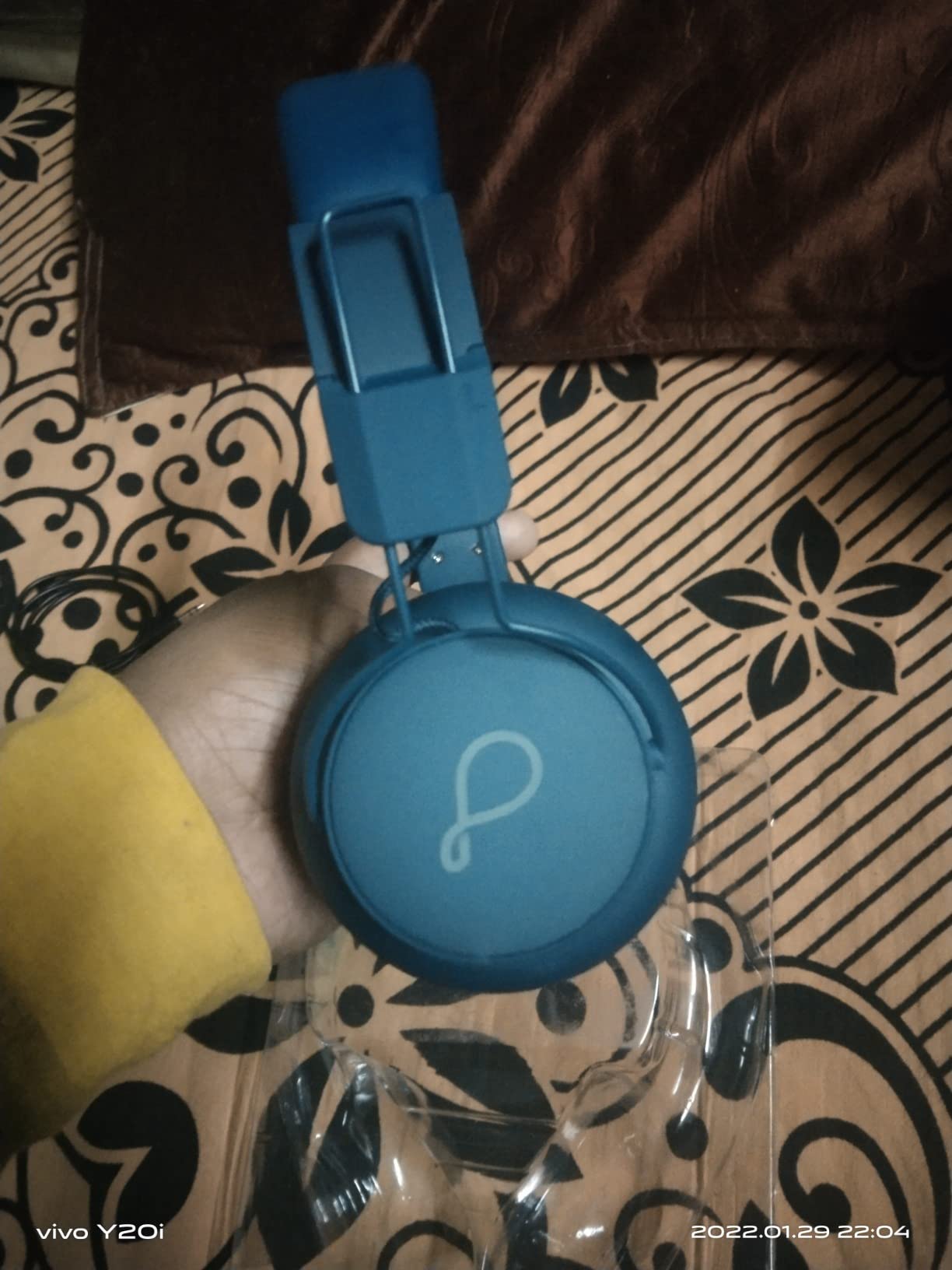 Pebble Elite Pro Over-Ear Wireless Headphone with Ergonomic Aesthetics ...