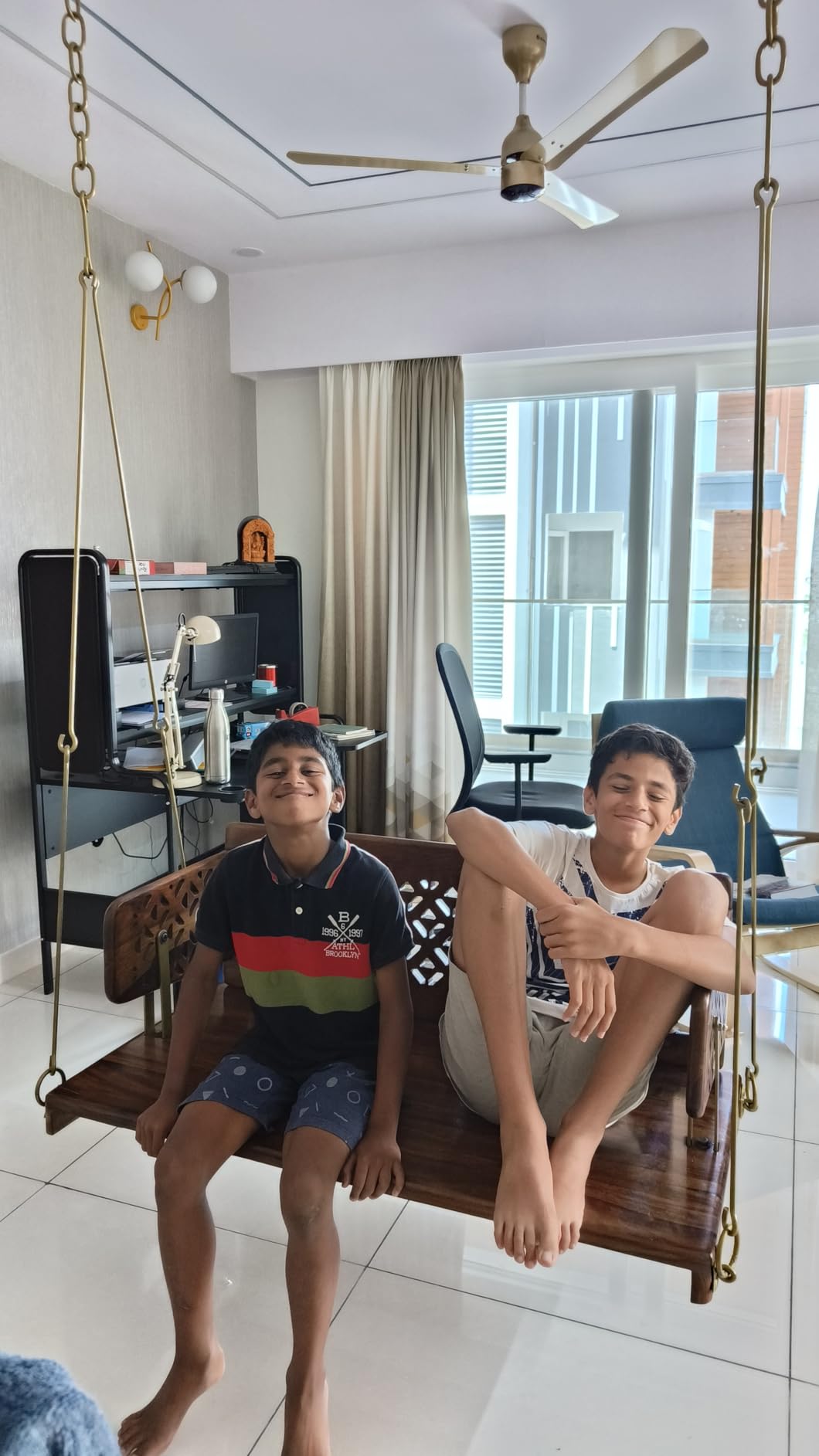 Royal Ambience Reversible Wooden Swing (Jhula) Onjle, Wooden Jhula for ...