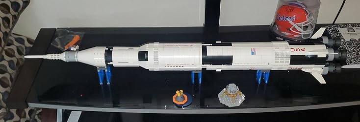 Amazon.com: LEGO Ideas NASA Apollo Saturn V 92176 Outer Space Model ...