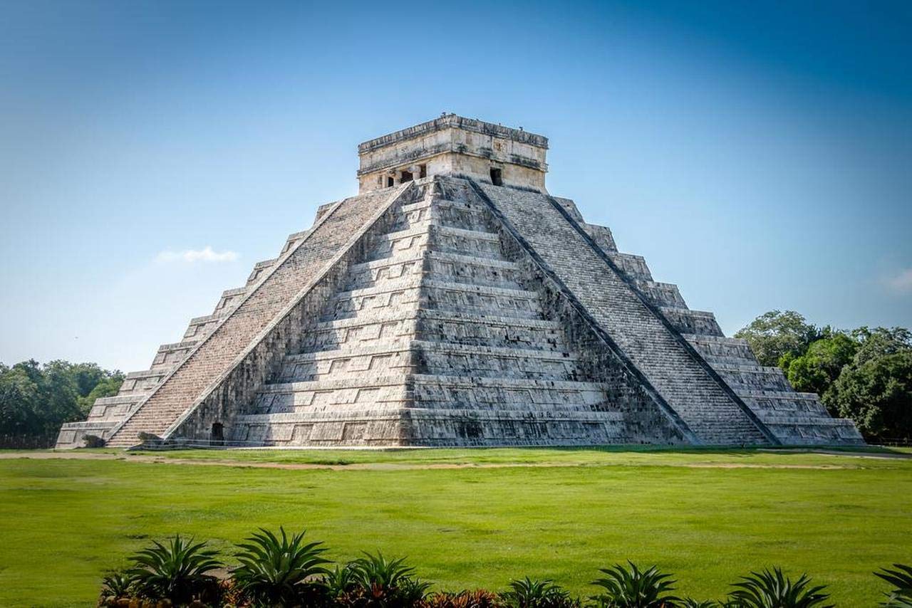 Mayan Pyramid Maze
