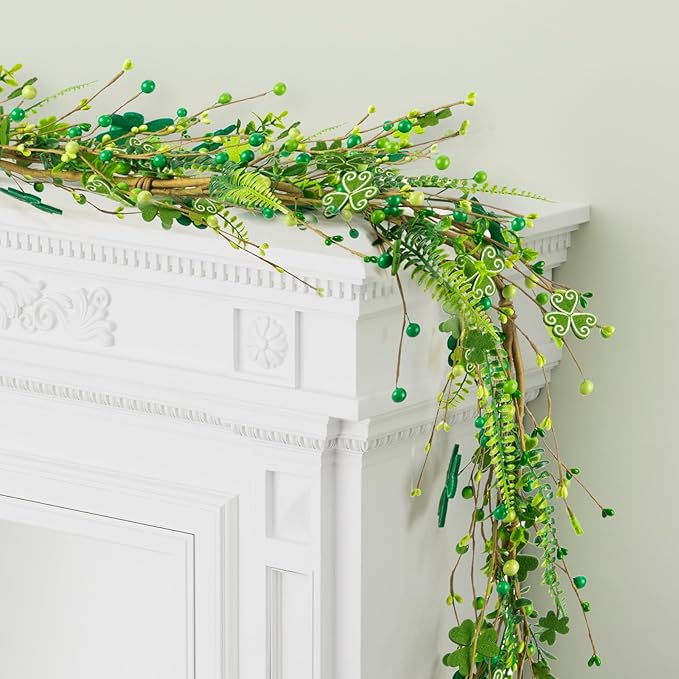 Amazon.com: 5.6FT St Patricks Day Garland, Shamrock Garland with Green ...
