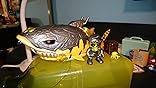 Amazon.com: Treasure X Sunken Gold Shark's Treasure - Glow in The Dark ...
