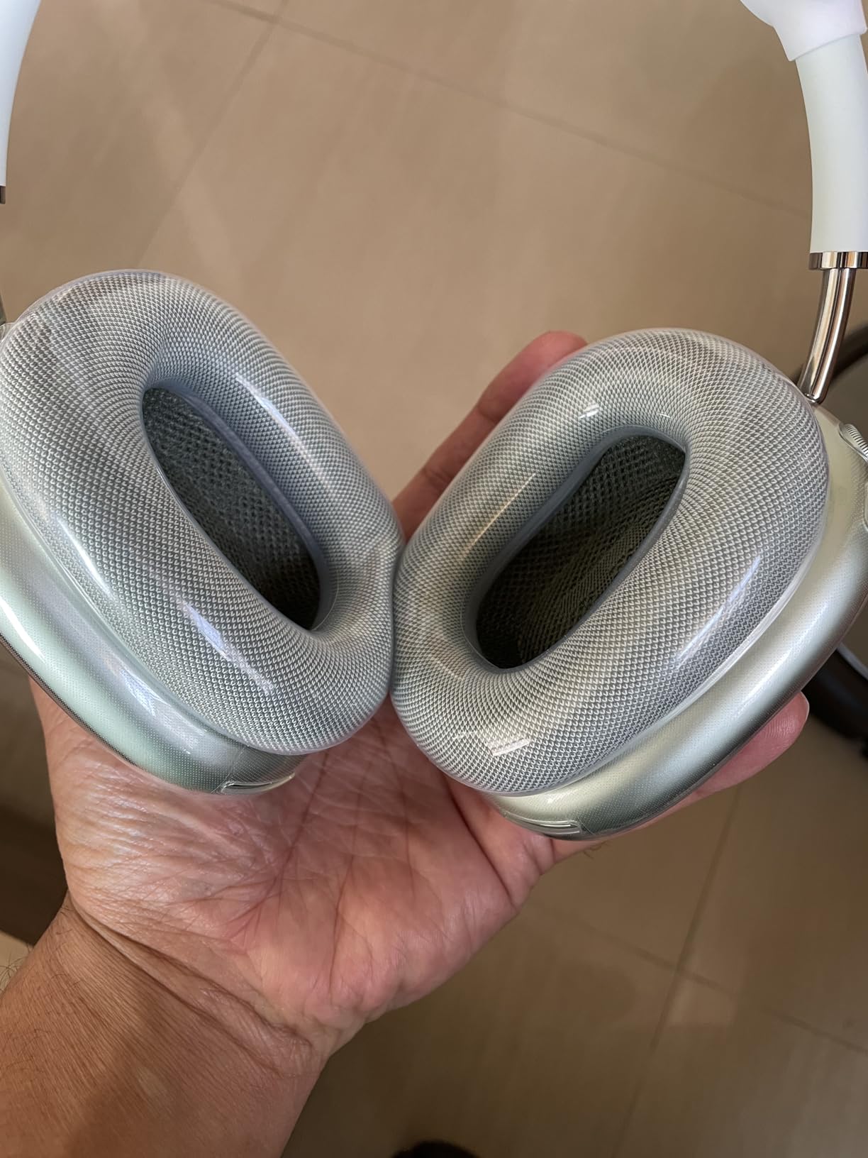 SOULWIT Silicone Ear Pads Cover Protector for AirPods Max Headphones ...