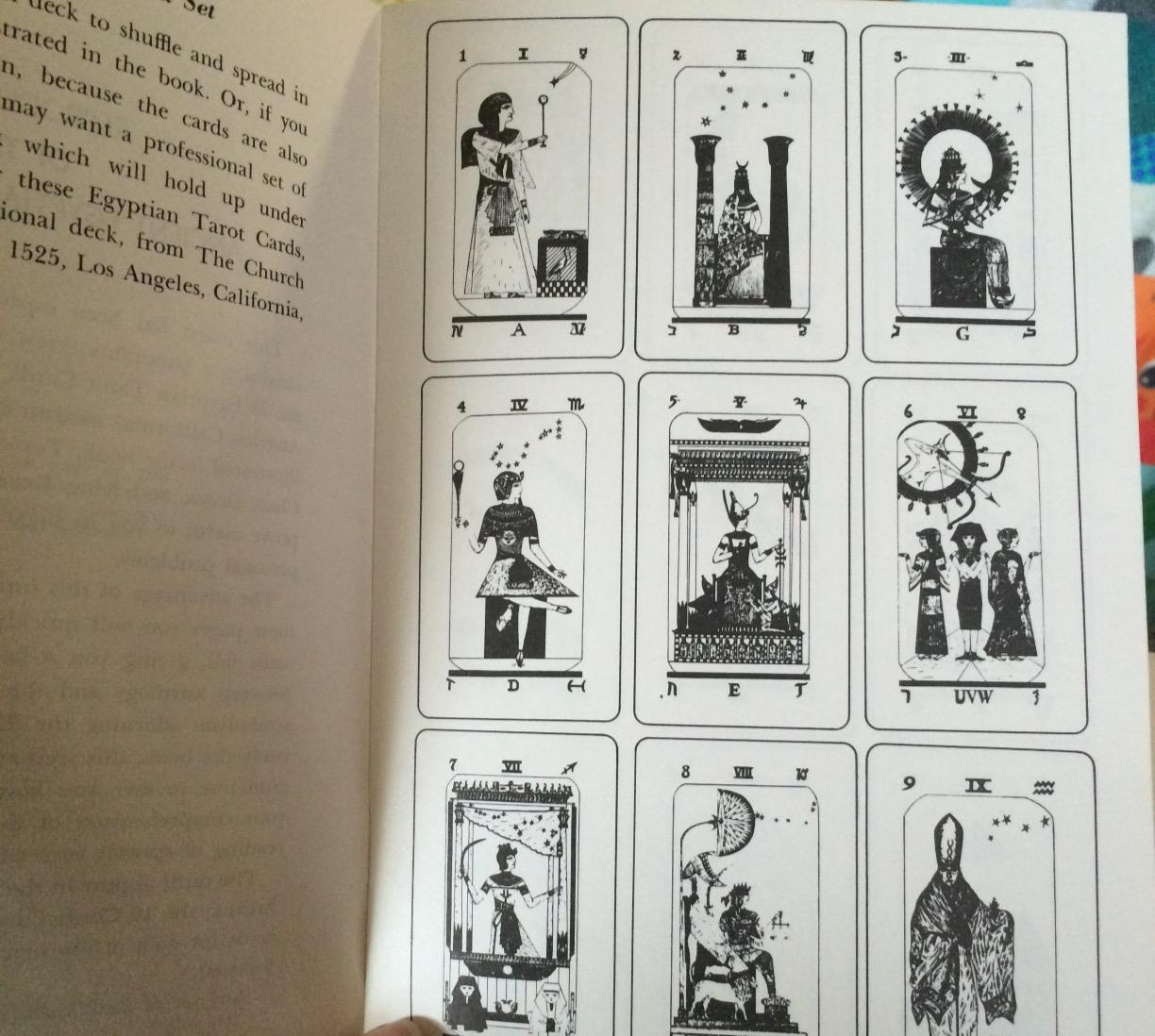 Tarot-card Spread Reader: Doane, Doris Chase and Keyes, King: Amazon ...