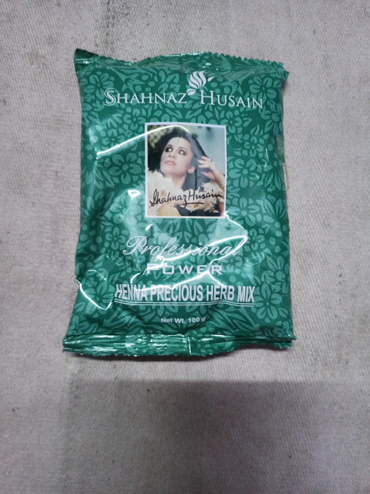 Buy Shahnaz Husain Professional Power Henna | Precious herb Mix | Henna ...