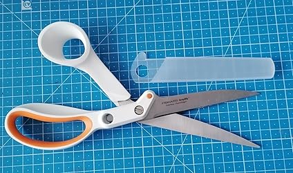 Fiskars Amplify Razor Edge, Fabric Scissors, Length: 24 cm, Stainless ...