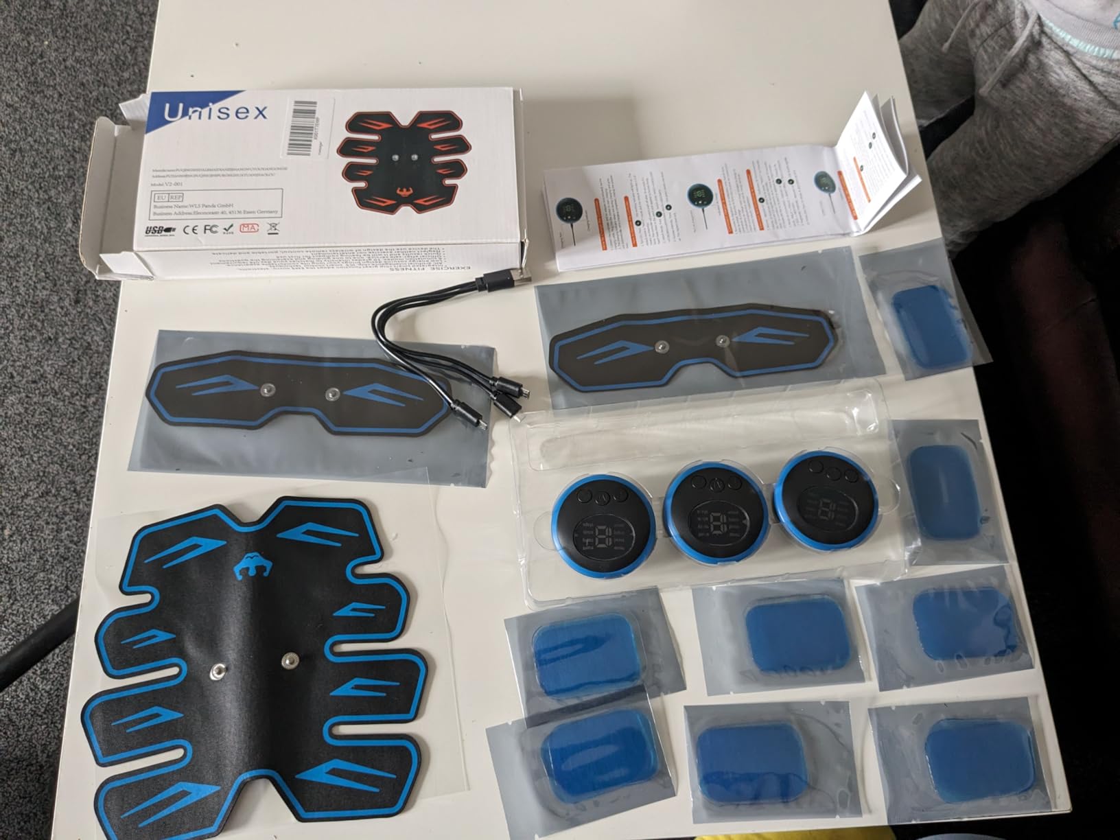 LOFFU ABS Stimulator for Men Women, EMS Muscle Trainer, Full-body ...