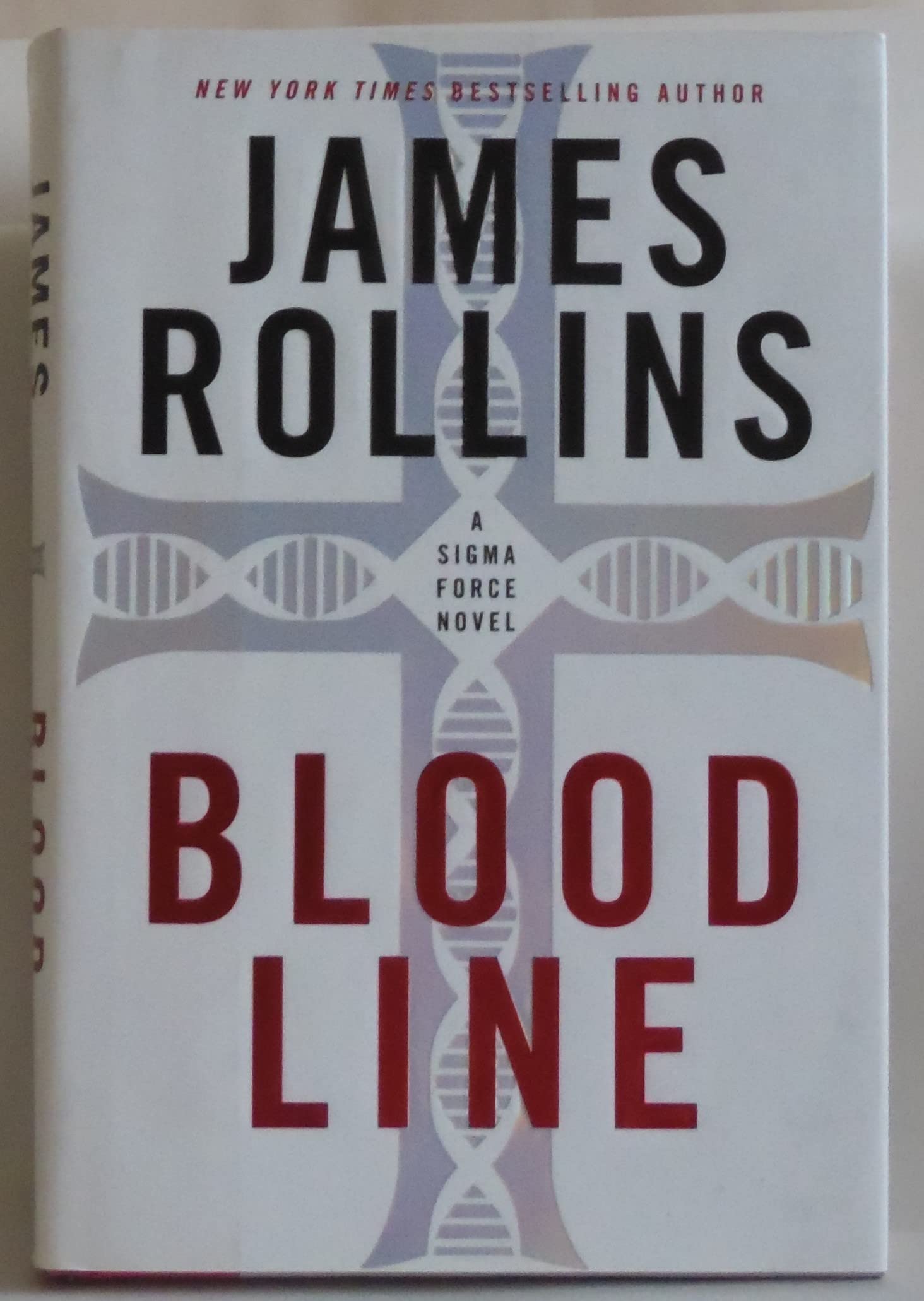 Amazon.com: Bloodline: A Sigma Force Novel: 9780061784798: Rollins ...
