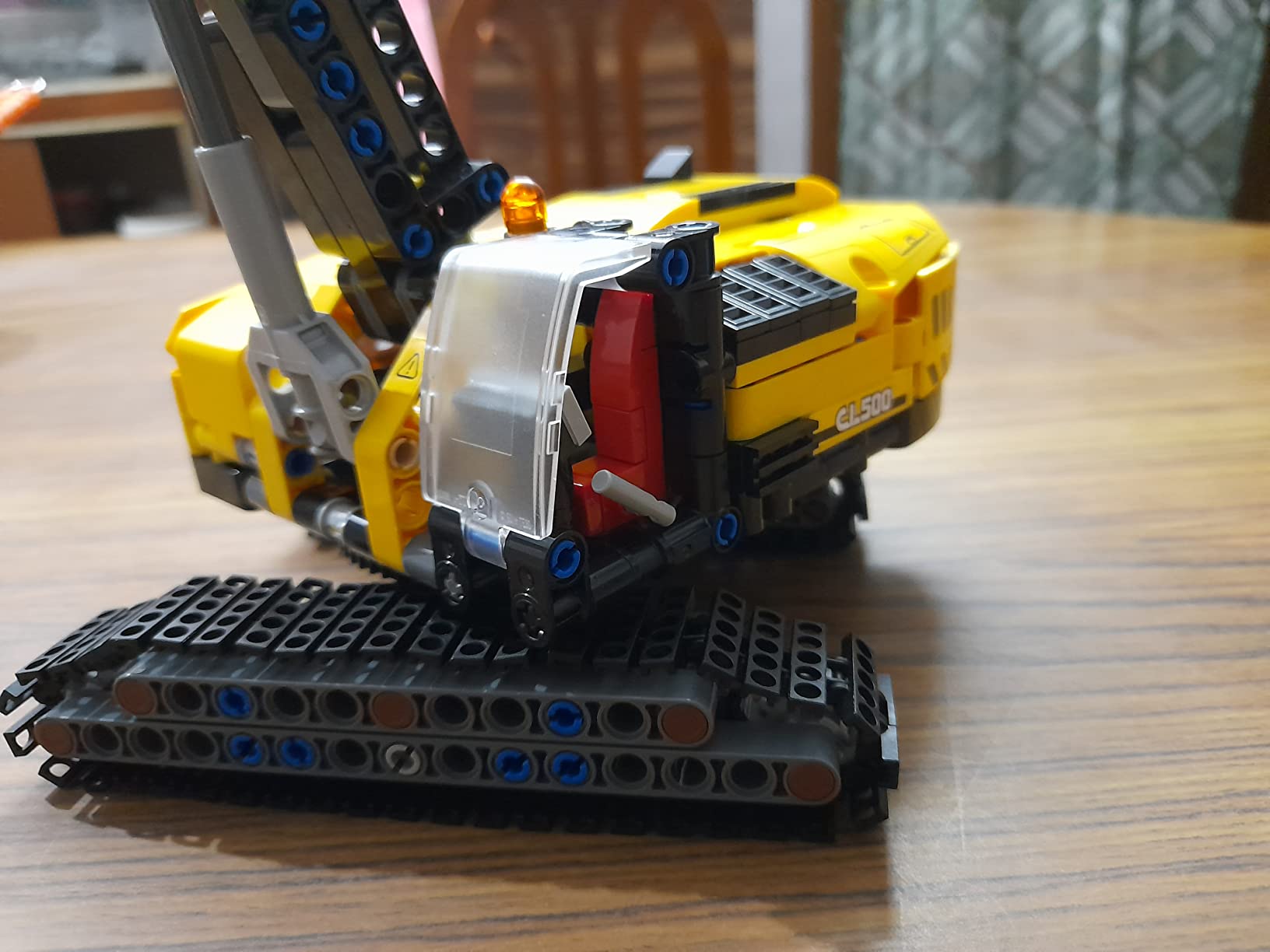 LEGO Technic Heavy-Duty Excavator 42121 Building Kit (Multicolor) -569 ...