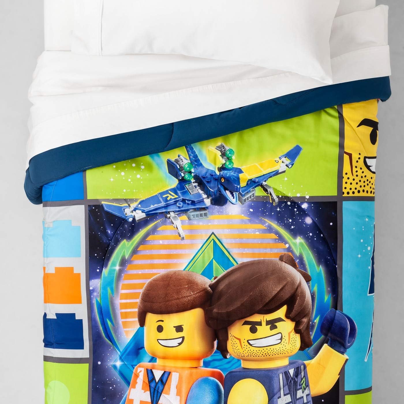 Amazon.com: LEGO Movie 2 Galactic Duo Reversible Full Comforter 86" x ...