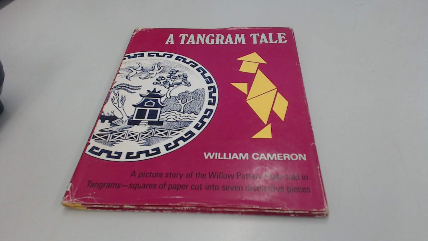 A Tangram Tale: William Cameron: 9780340159491: Amazon.com: Books