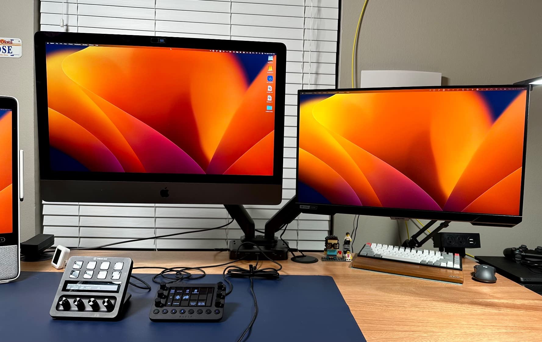 Amazon.com: SIIG Dual Monitor Desk Arm Stand with 4K Laptop Docking ...