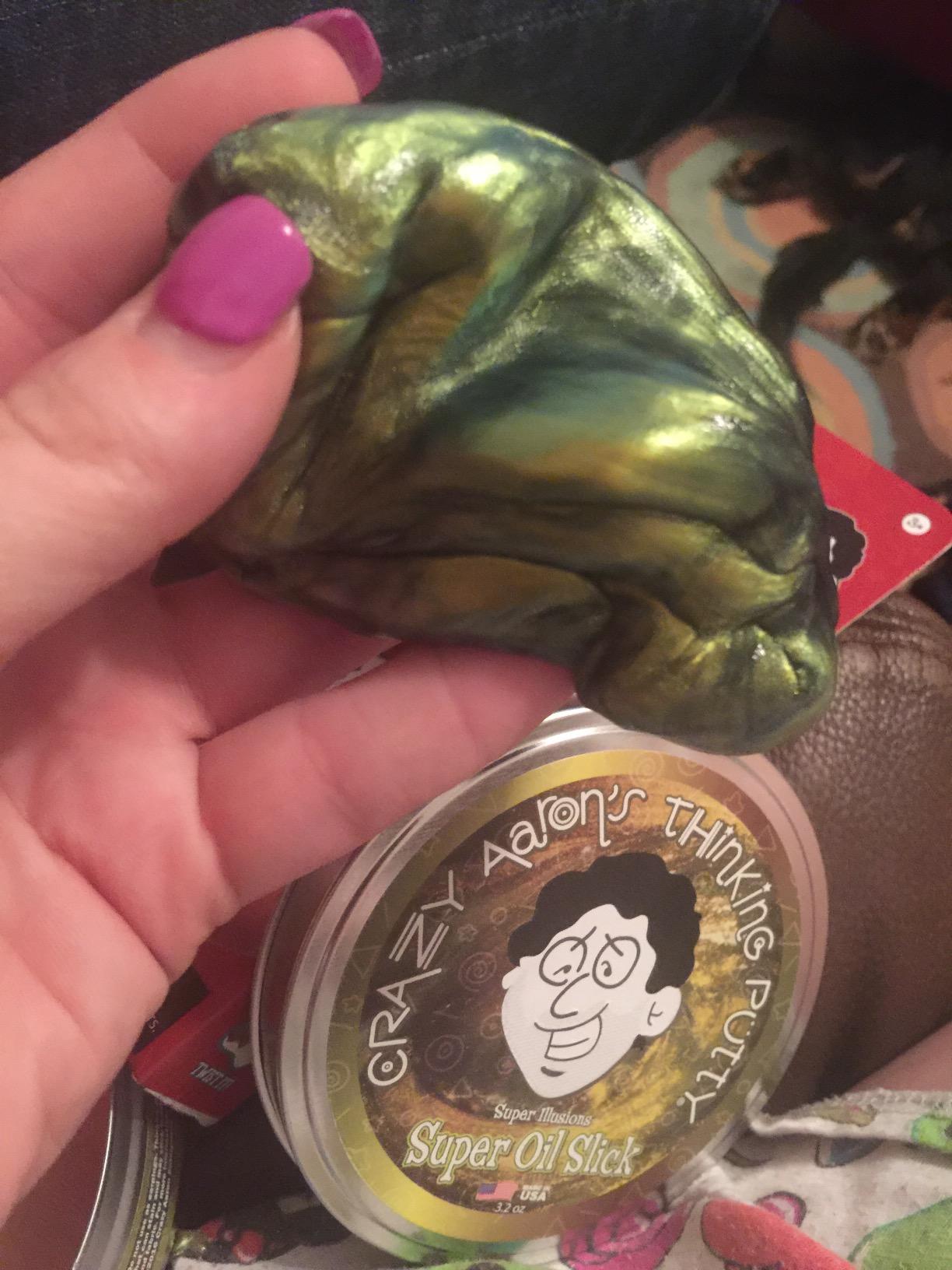 Amazon.com: Crazy Aaron's Thinking Putty - Super Illusions: Super Oil ...