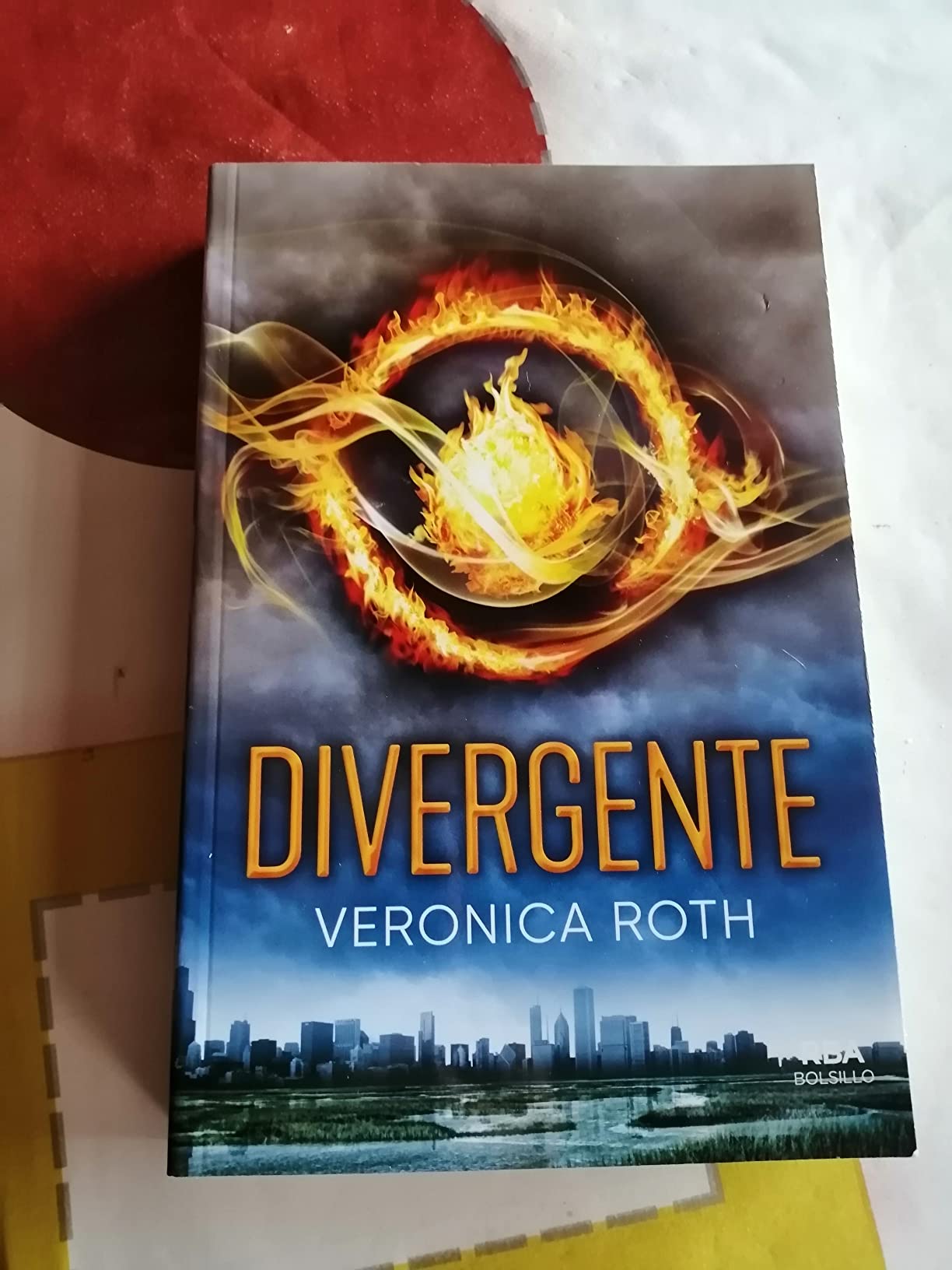 Divergente 1 - Divergente (Veronica Roth) : Veronica Roth, Pilar ...