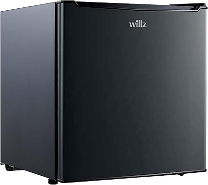 Amazon.com: Willz Compact Single Door Refrigerator, Adjustable ...