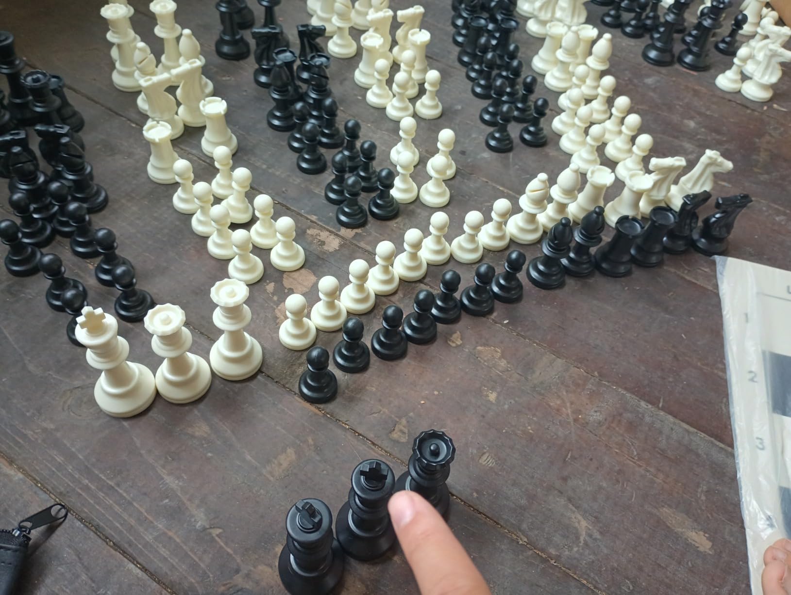 Amazon.com: Wholesale Chess Basic Club Sets (5-Pack) : Toys & Games