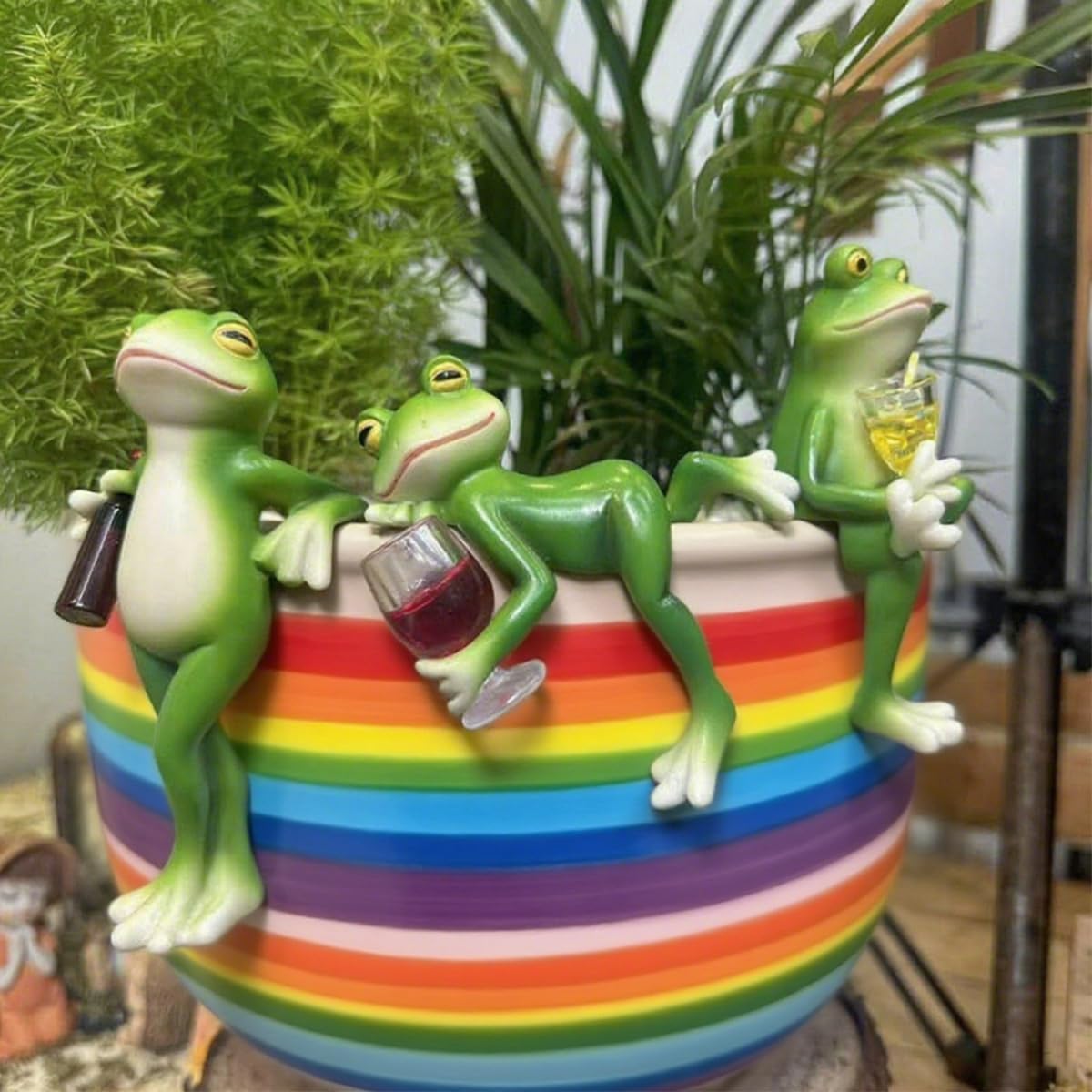 Amazon.com: Thryonaxus Sherum Tipsy Frog Trio Set - 3 Whimsical Wine ...