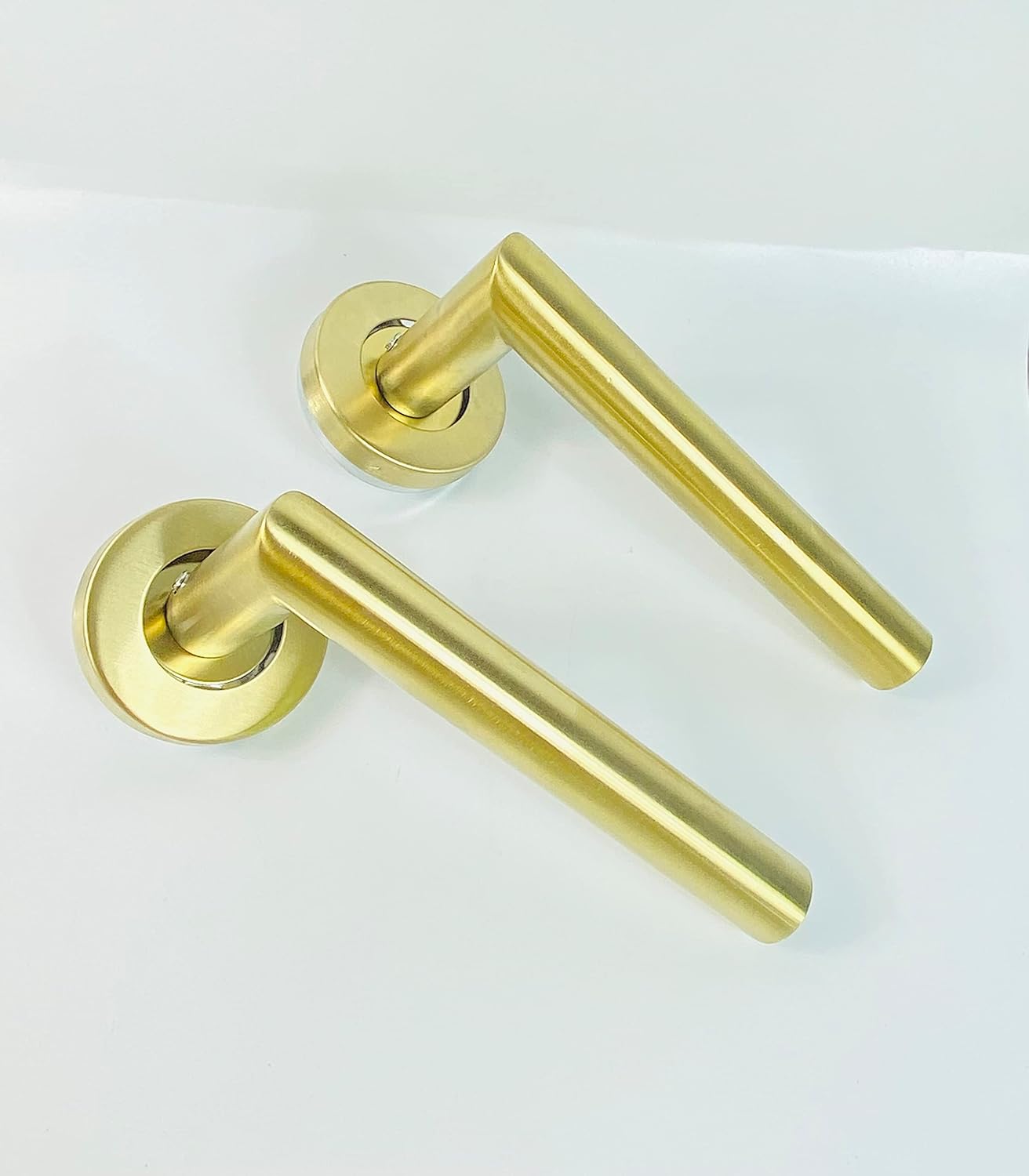 EUROART Lever on Round Rose Acrab Tubular Door Handle in Satin Brass ...