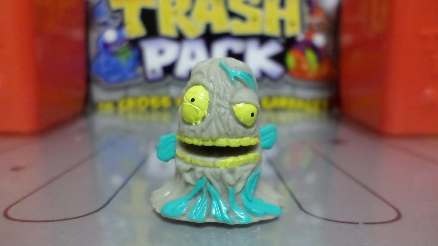 Amazon.com: Trash Pack Series 4 GRAY TANGLED SEAWEED #700 (Special ...