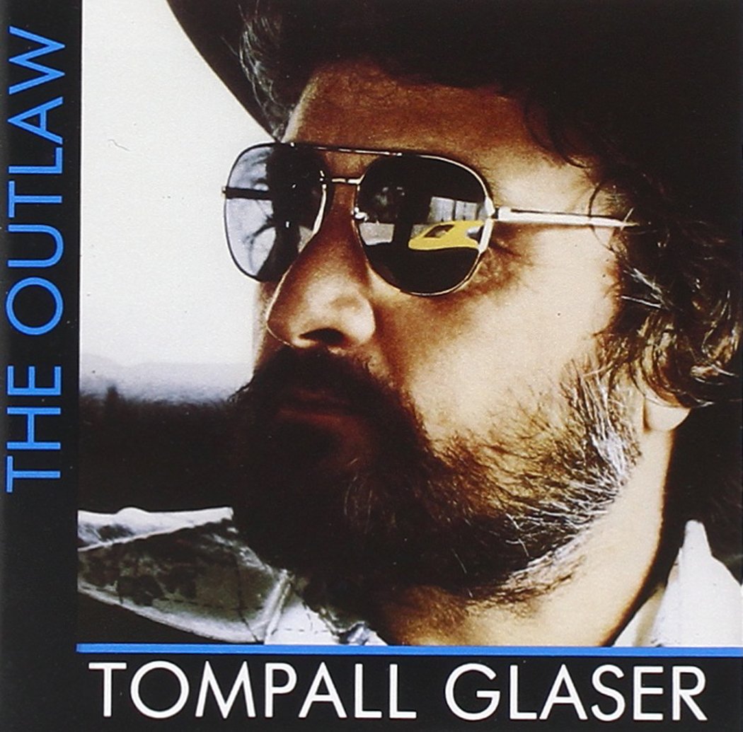 Amazon.com: Outlaw: CDs & Vinyl
