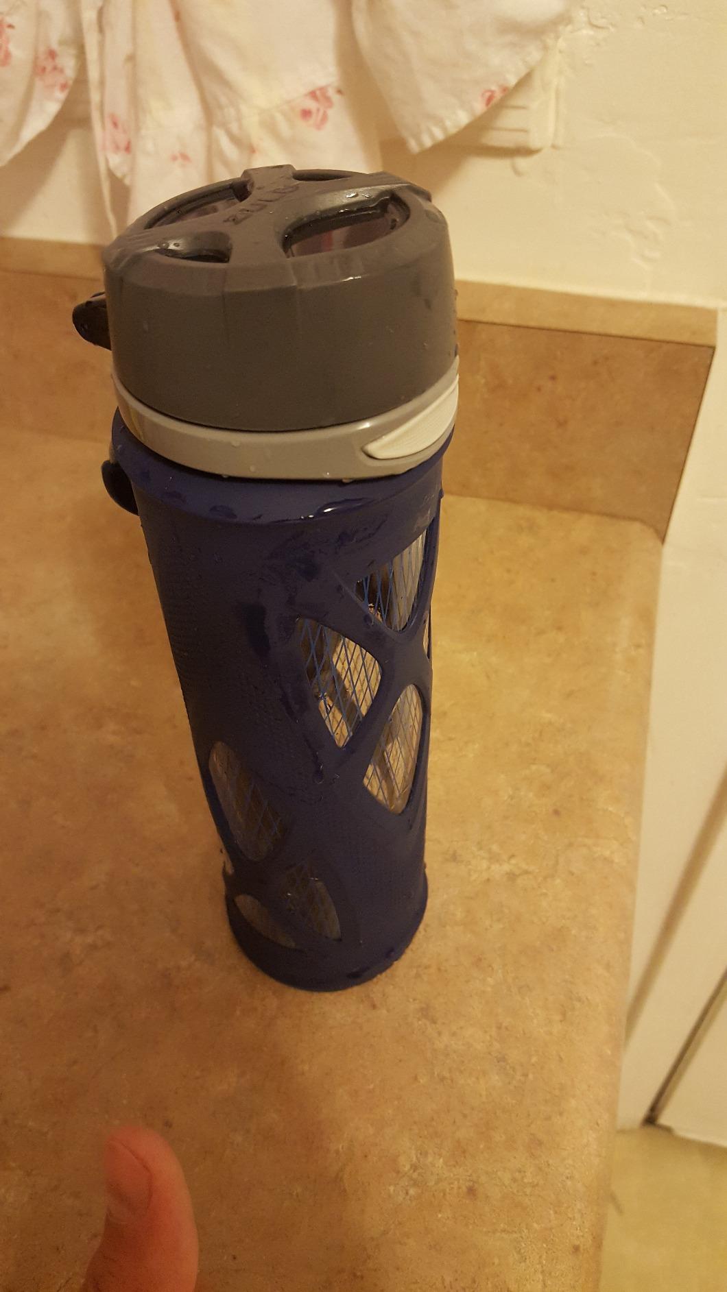 Amazon.com : ZULU Atlas Glass Water Bottle with Flip Lid, Navy, 20 Oz ...