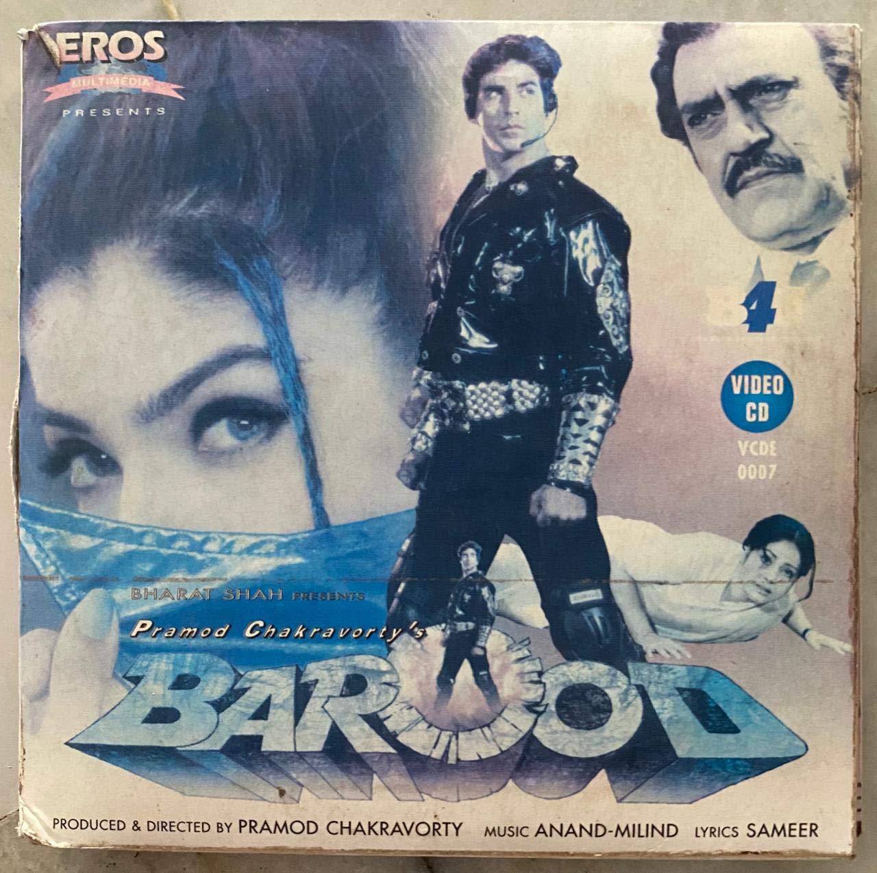 Barood : Akshay Kumar, Raveena Tandon, Amrish Puri, Rakhee: Amazon.in ...