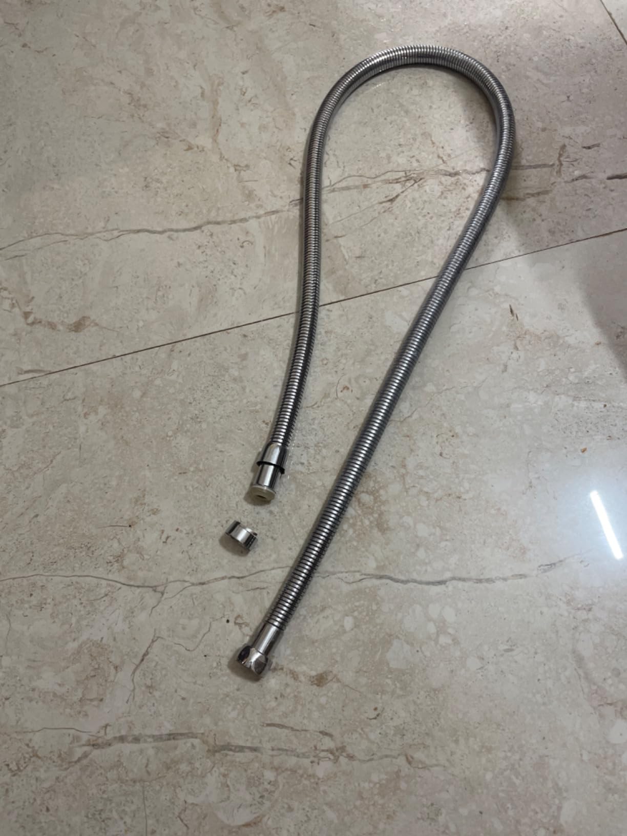 Prestige 1Mtr Ss Flexible Shower Tube Pipe Hose Pipe (1 M) - Silver ...