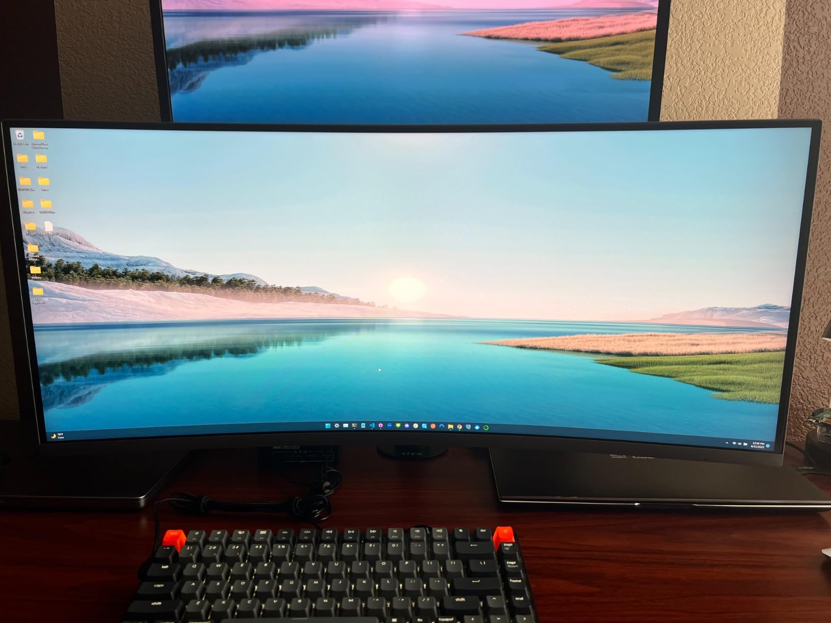 $16/mo - Finance SAMSUNG Business CH890 Series 34 inch WQHD 3440x1440 ...