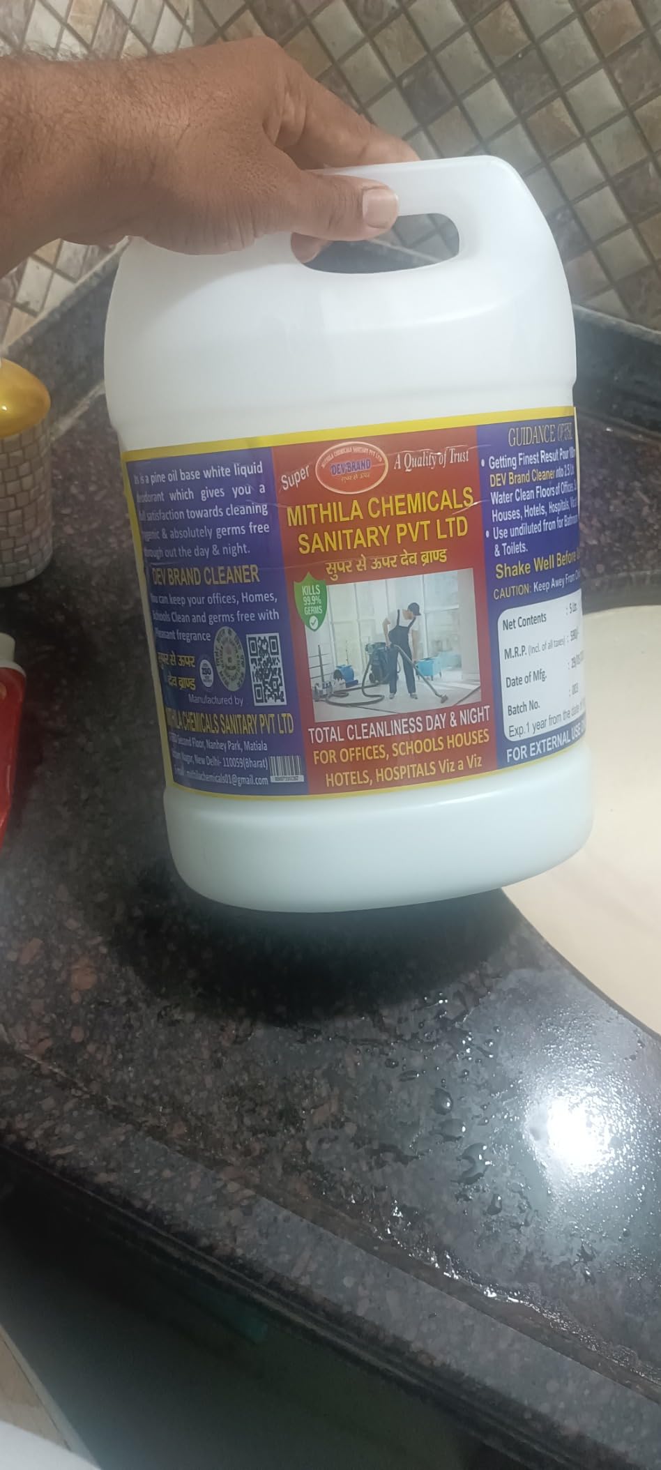 White Phenyle 400 Ml Surface Disinfectant Floor Cleaner Liquid for ...