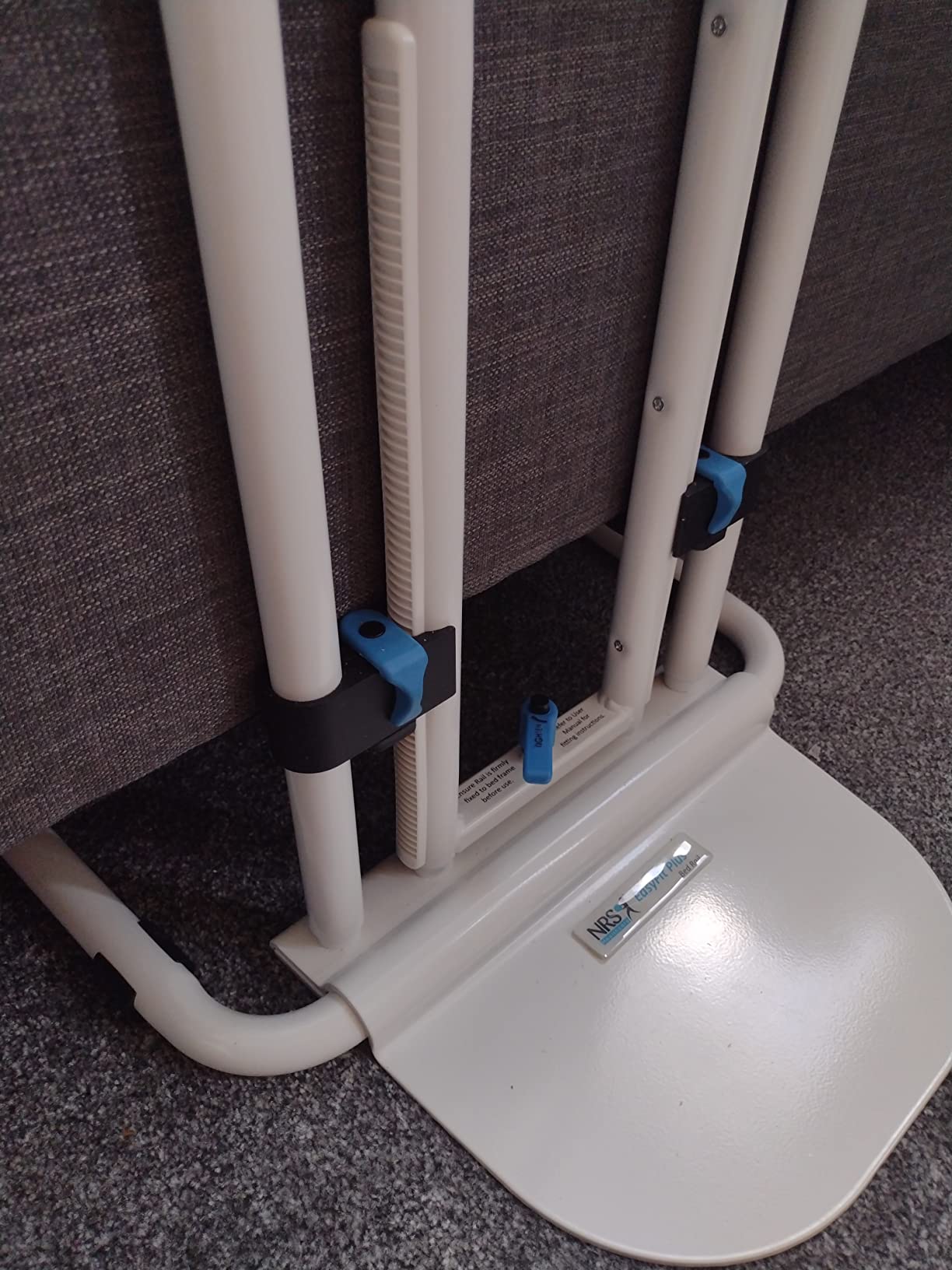 NRS Healthcare Easyfit Plus+ Bed Rail Handle, Standard, White : Amazon ...