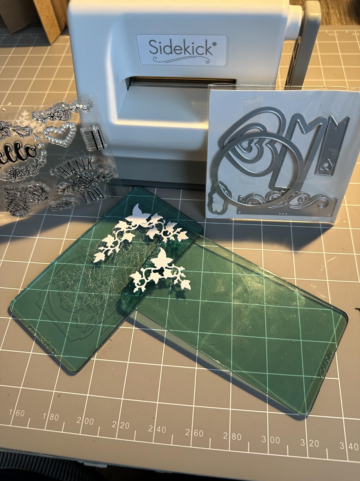 Sizzix Sidekick Tim Holtz Mini Die Cutting and Embossing Machine and ...