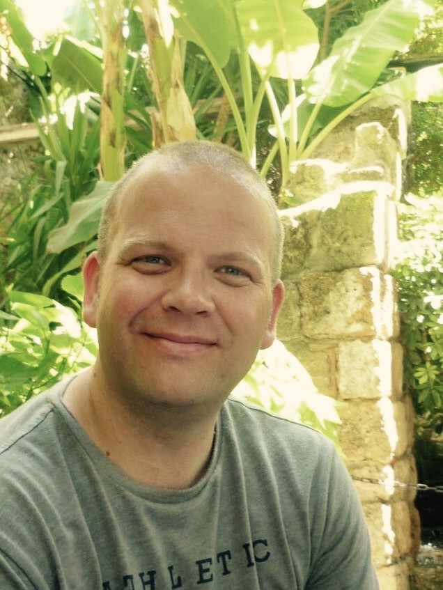 Amazon.co.uk: Matthew Warwick: books, biography, latest update