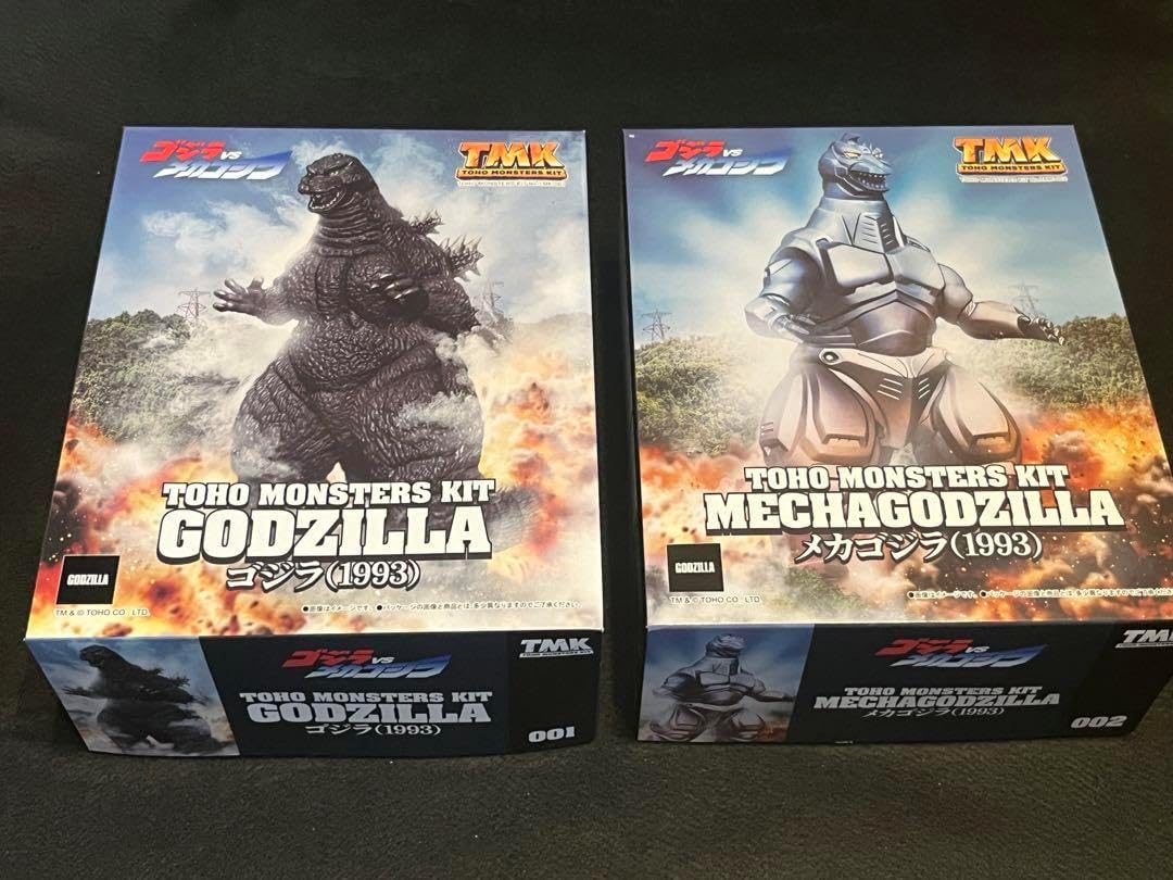 Amazon.co.jp: Toho Monsters Kit 001 Godzilla 002 Mechagodzilla : Toys ...