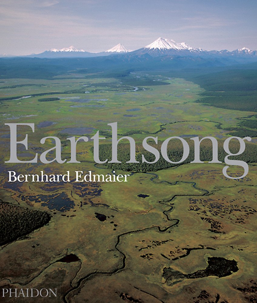 Amazon.com: Earthsong: 9780714844510: Edmaier, Bernhard: Books