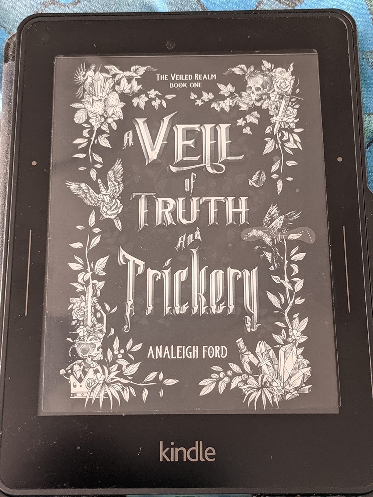 A Veil of Truth and Trickery (The Veiled Realm) : Ford, Analeigh ...