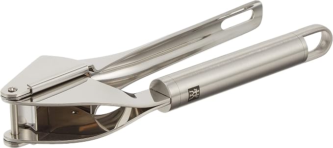 Amazon.com: Zwilling Pro Garlic Press 202mm : Home & Kitchen