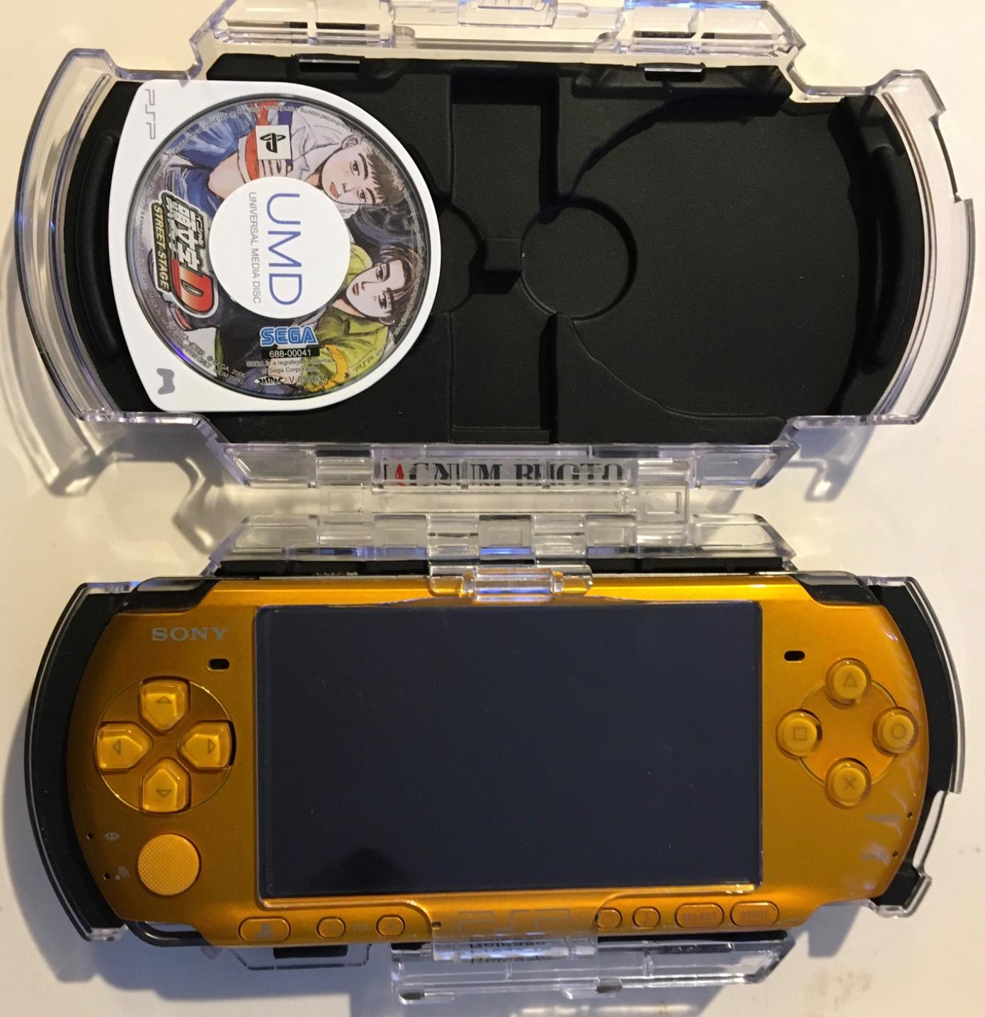 Amazon.com: PSP Traveler Case : Video Games