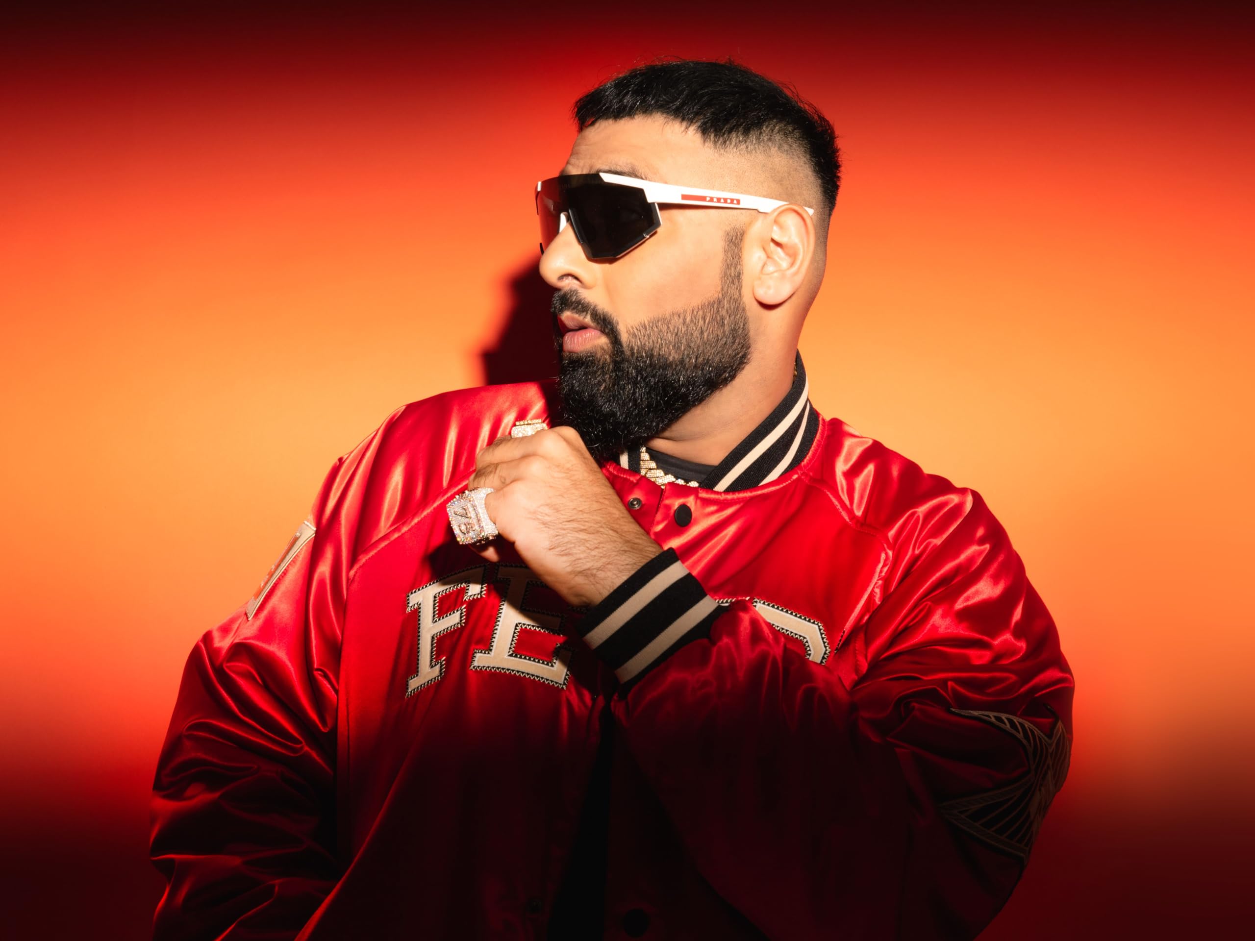 Gandi Baat song by Pritam, Mika Singh & Kalpana Patowary from R ...