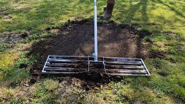 British Manufacturing Solutions 38" Wide Stainless Steel Levelawn Lute ...