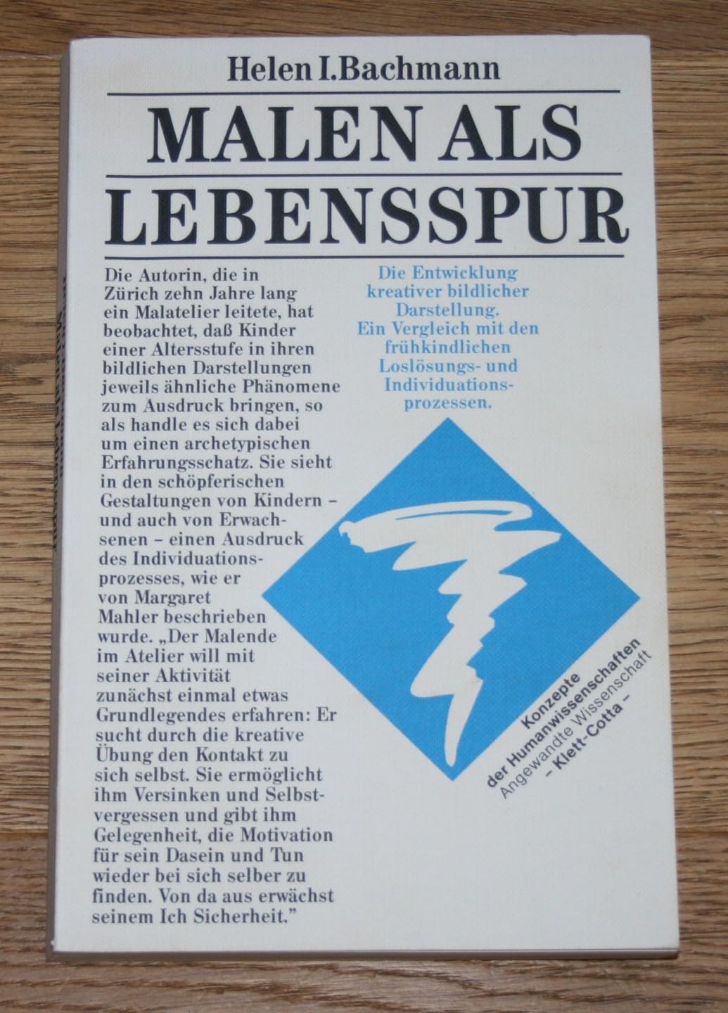 Amazon.co.jp: Malen als Lebensspur : Bachmann, Helen I.: 洋書