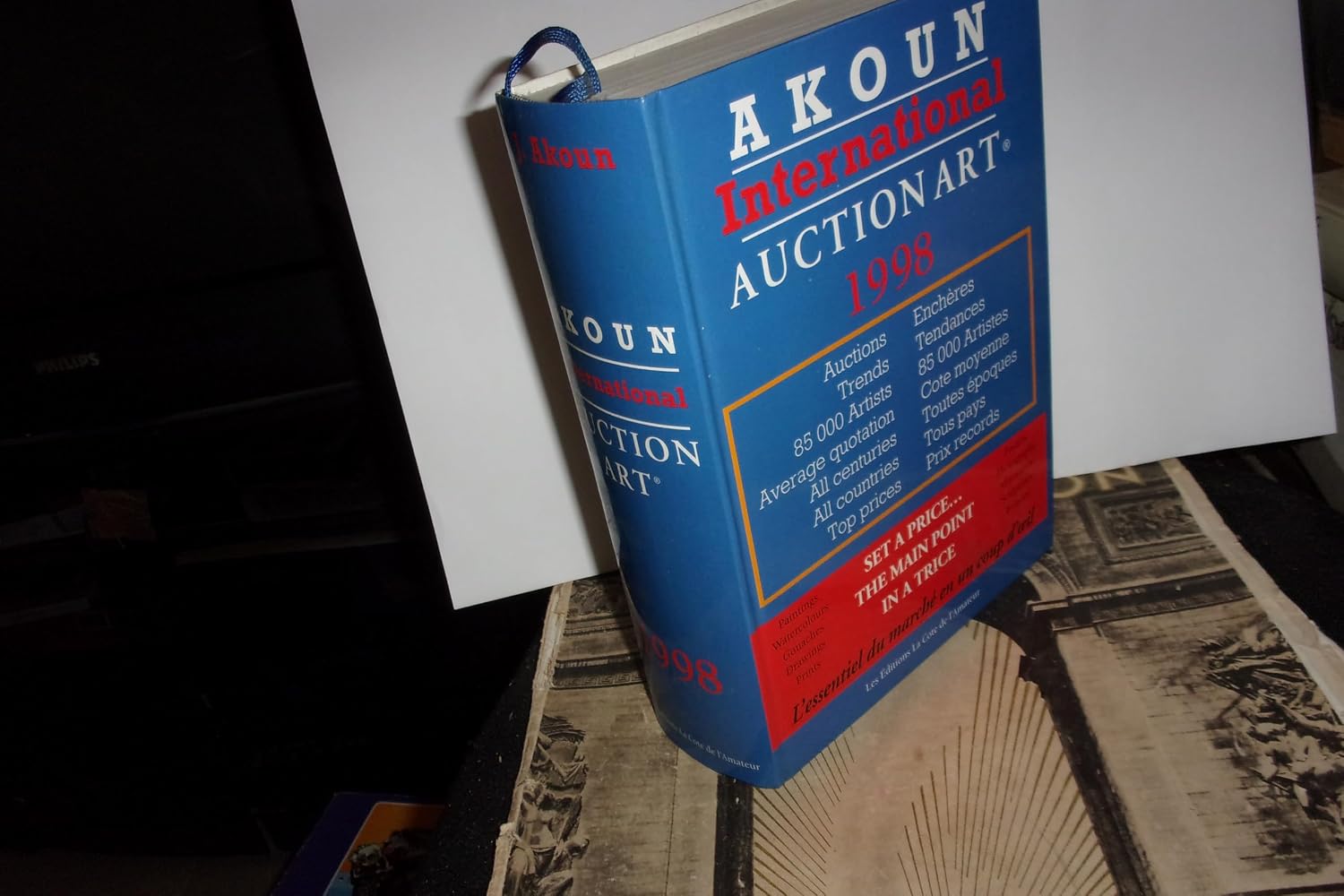 Akoun: Antique Collectors Club: 9782859172503: Amazon.com: Books