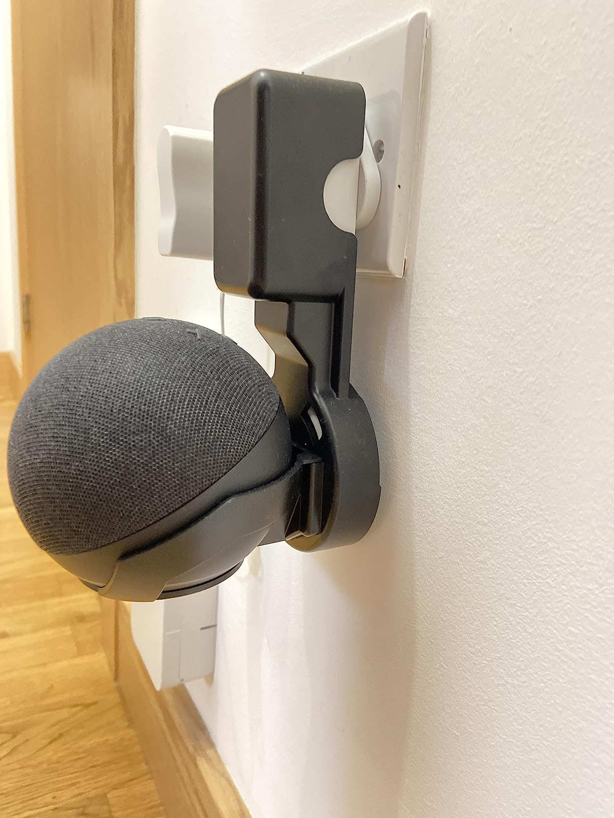 ZORBES® Wall Adapter Holder for Alexa Echo Dot 4th Generation,A Space ...