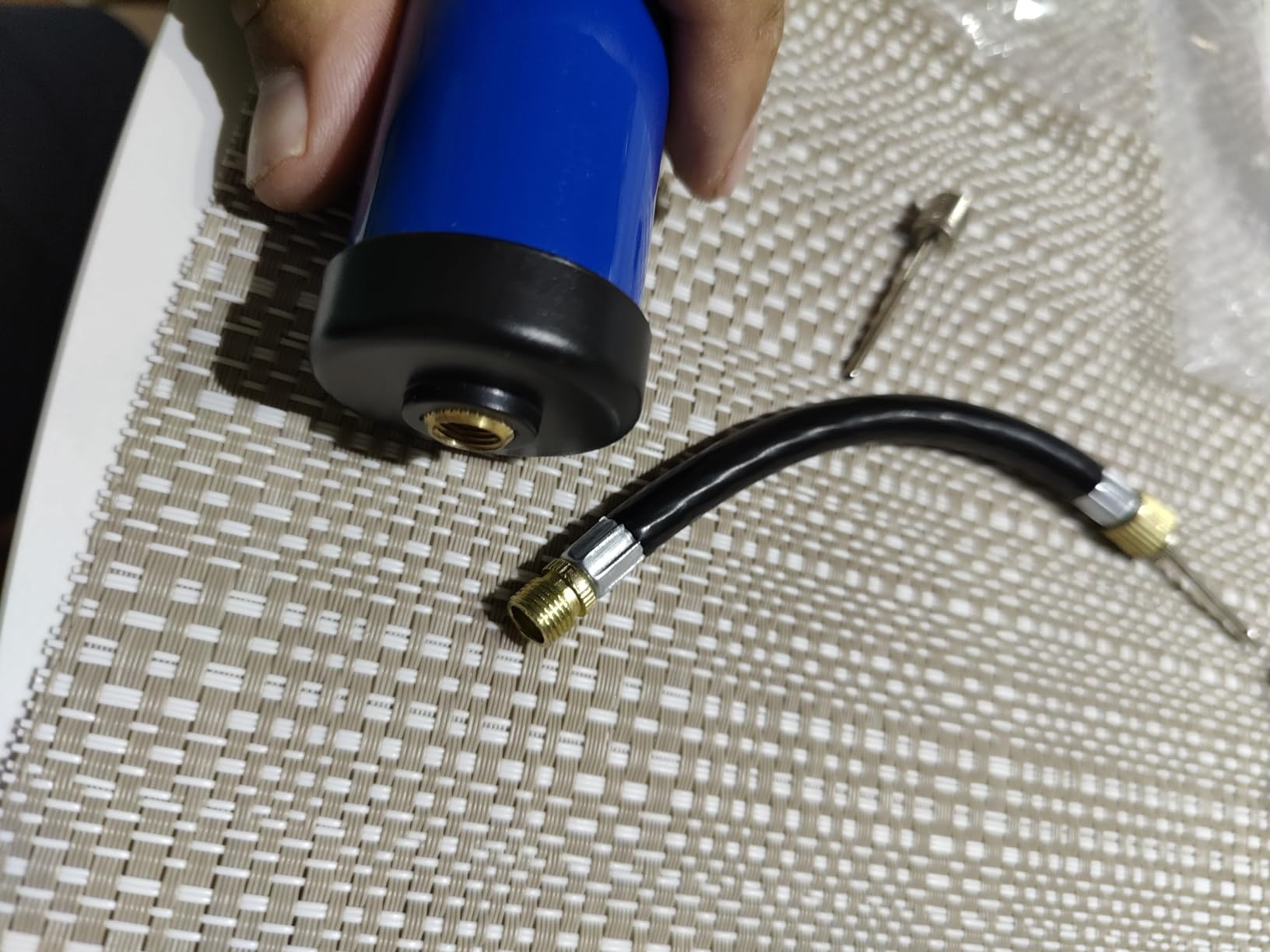 TONUNI Portable Air Pump,10" Ball Pump Inflator Kit with Needle,Nozzle ...