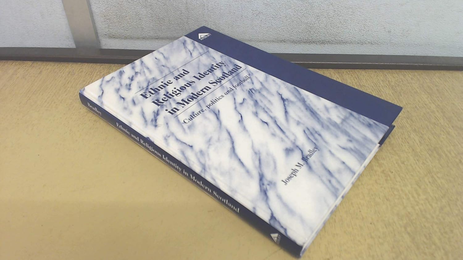 Amazon.com: Ethnic and Religious Identity in Modern Scotland: Culture ...