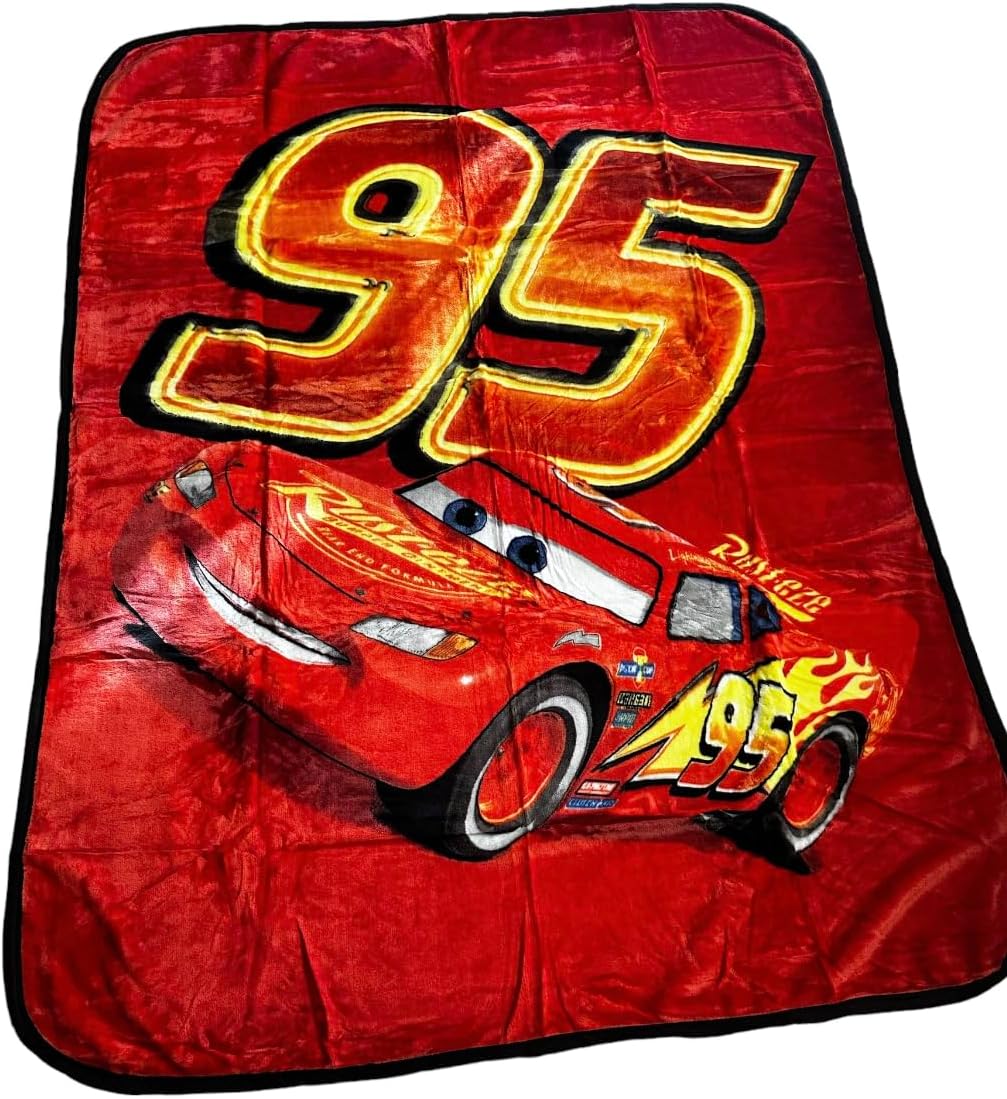 Amazon.com: Cars 95 Super Soft Twin Full 60"x80" Plush Blanket : Home ...