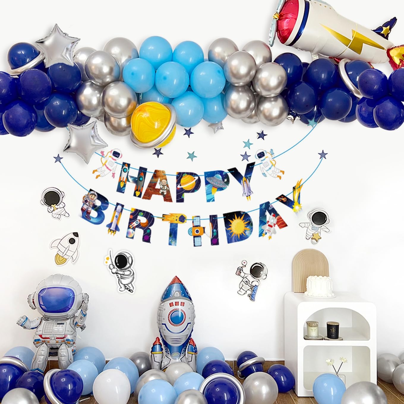 Outer Space themed party decorations 106p Space Birthday Party ...